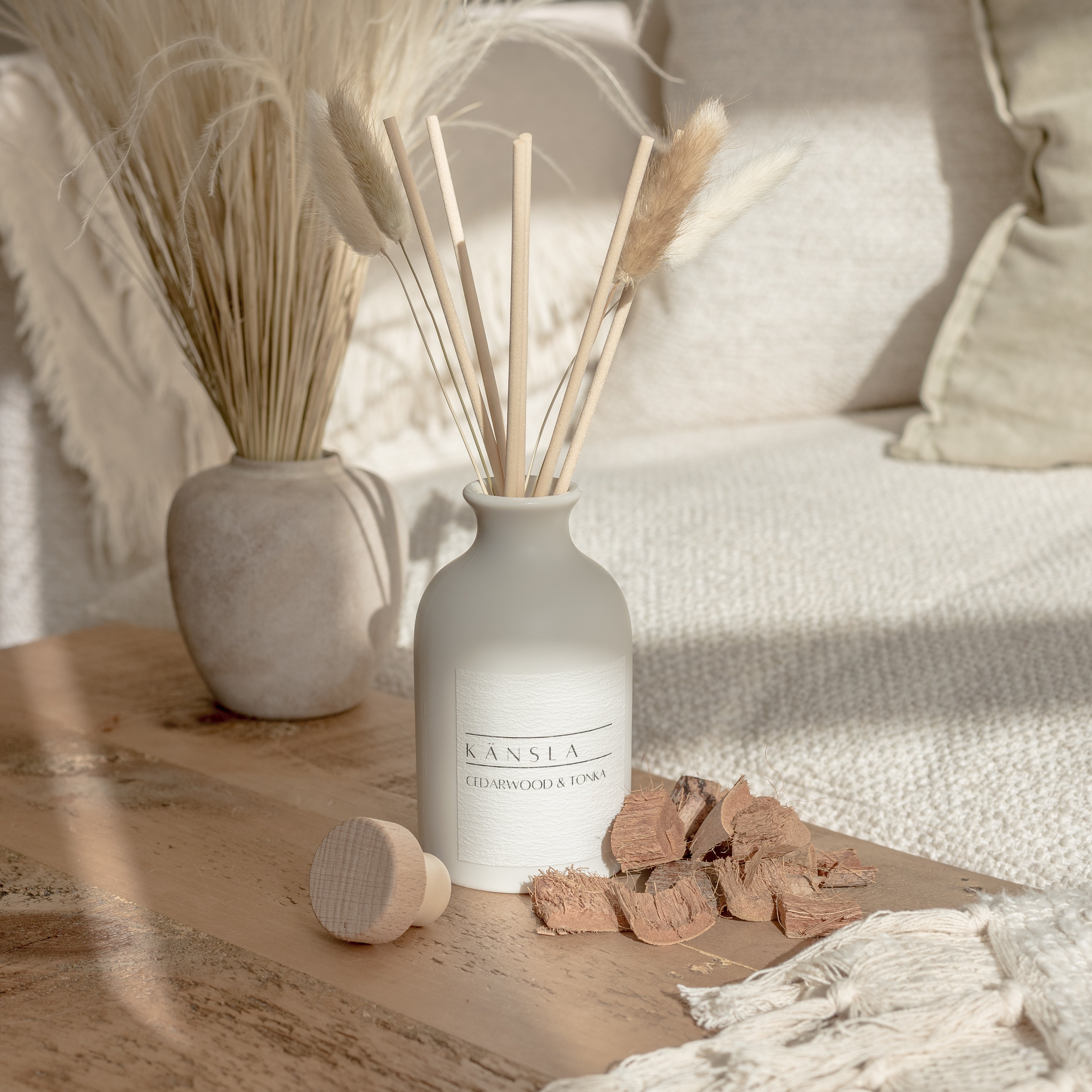 Cedarwood & Tonka Reed Diffuser – Känsla